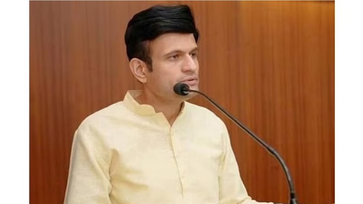 Mahavikas Aghadi government responsible for cancellation of Maratha ...